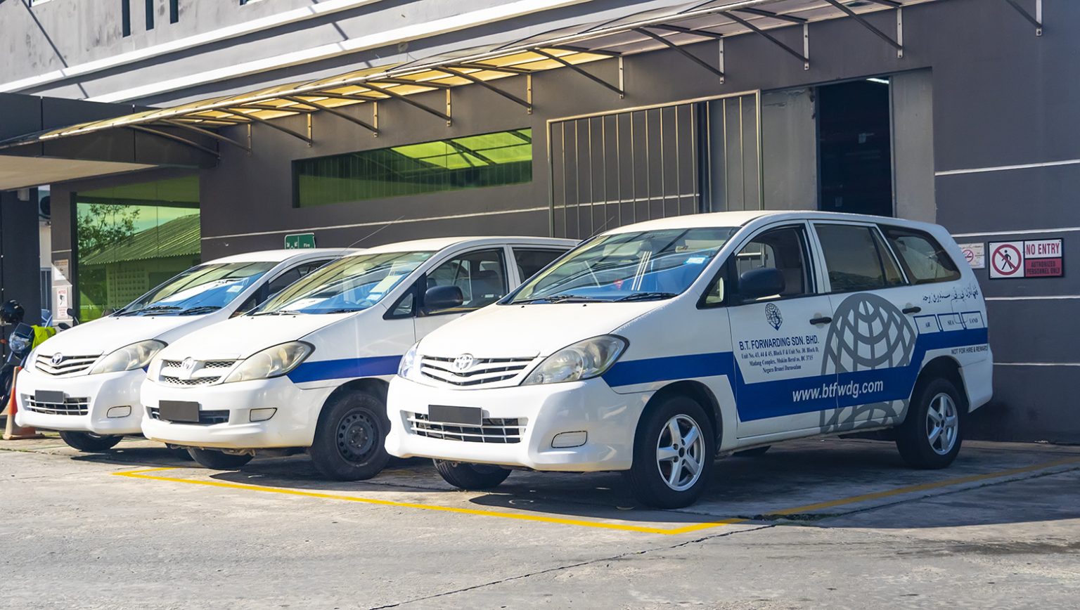 Services – B.T. Forwarding Sdn Bhd